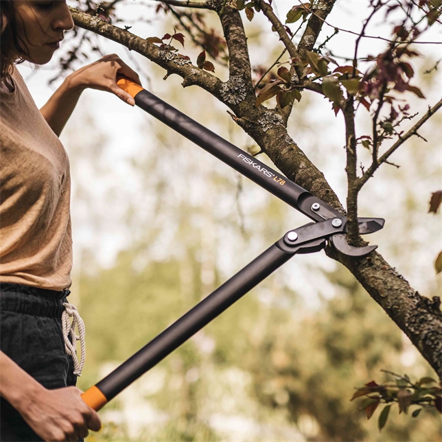 Fiskars Lopper Powergear - Irish Forestry Products